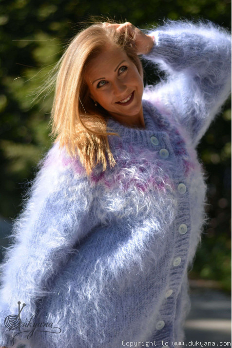 Icelandic mohair cardigan hand knitted in blue/CA60